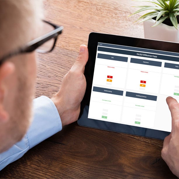 Optimieren Sie Ihr Qualitätsmanagement mit myneva.iQM