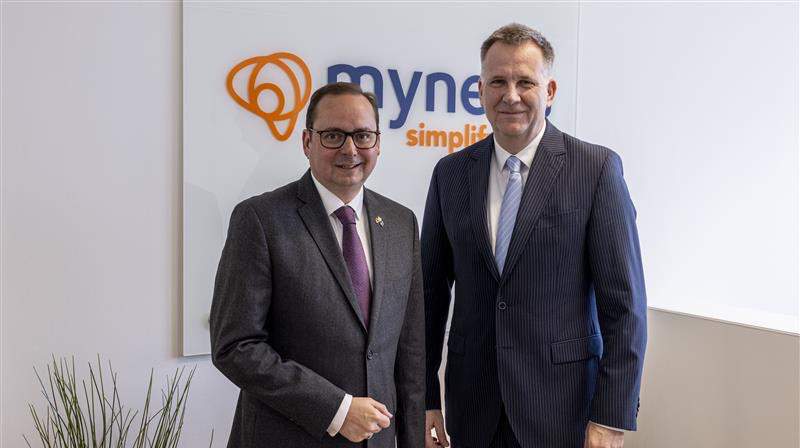 myneva verlegt Firmensitz dauerhaft nach Essen