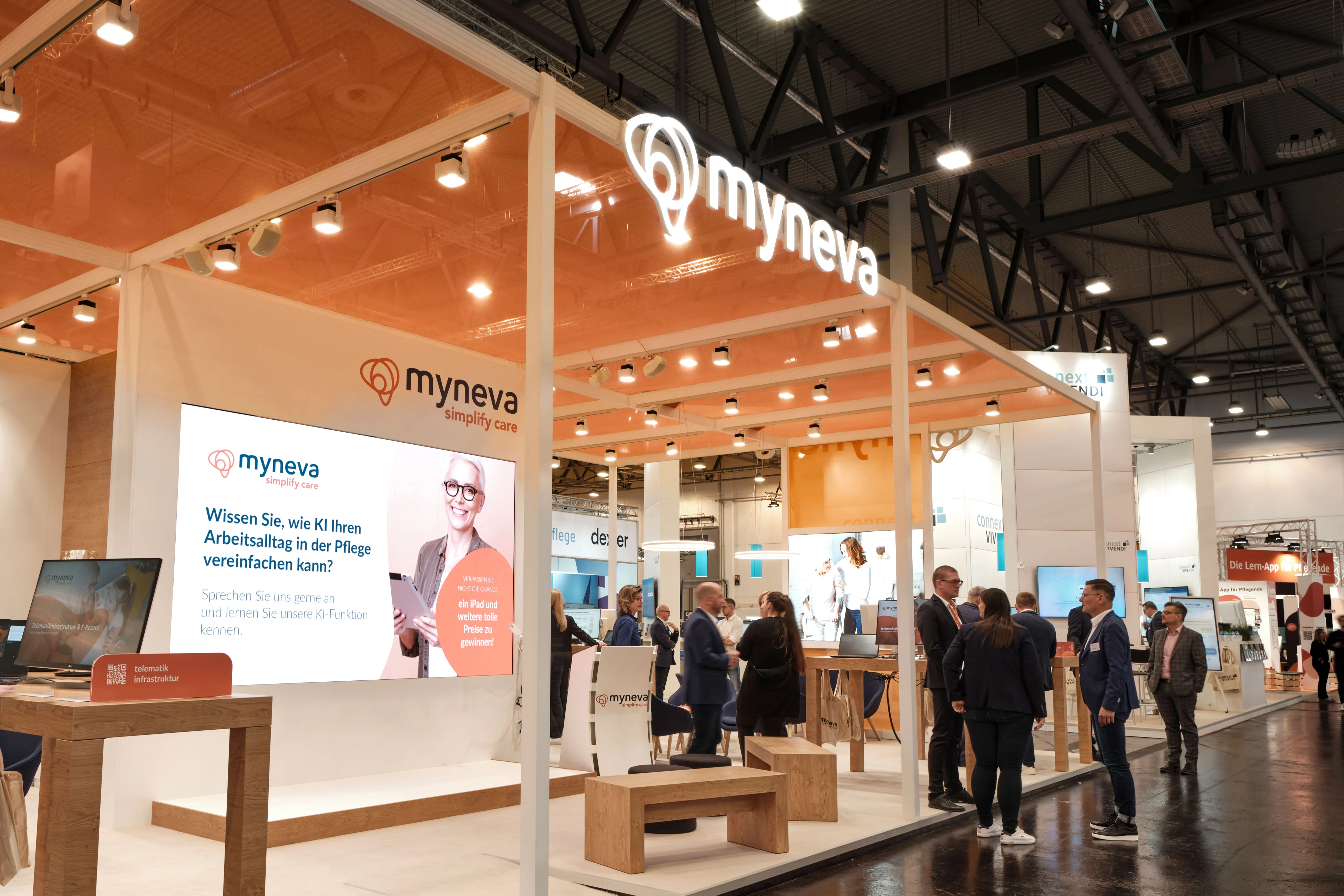 myneva gestaltet Zukunft der digitalen Pflege